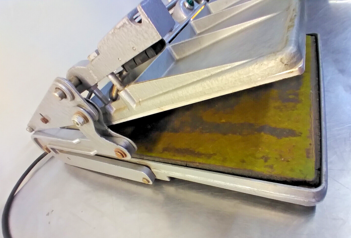 Seal Inc. Jumbo 150, A Tabletop Heat Activated Dry Mount & Laminating ...