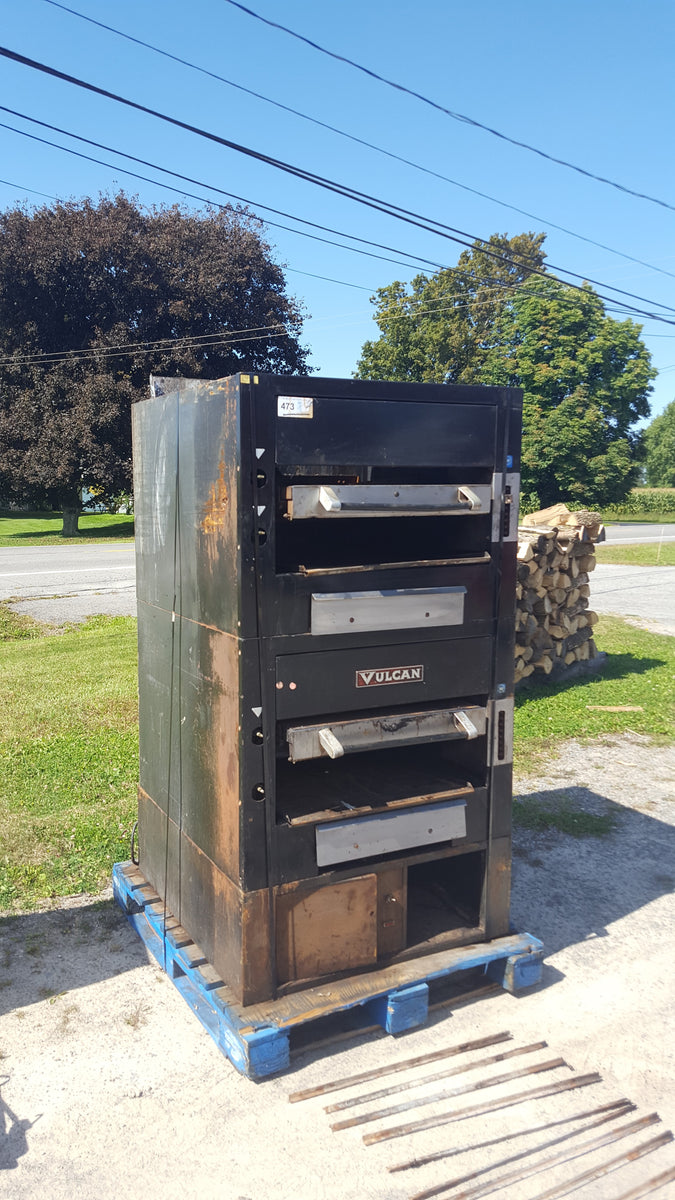 Vulcan Commercial Gas Powered Double Deck Vertical Broiler on Metal Le ...